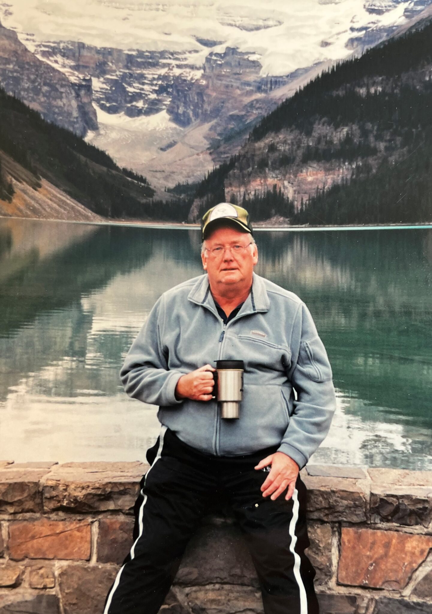 Mr. Robert Charles Orr - Country Hills Crematorium and Funeral Services